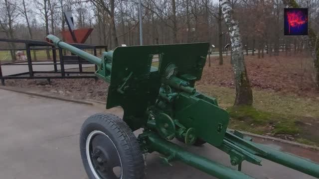 Тула. В Центральном парке им. Белоусова большой ремонт "Аллеи победителей".