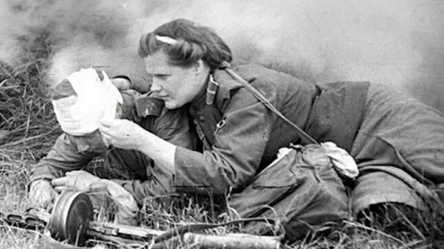 Людмила Татьяничева "Солдаты"