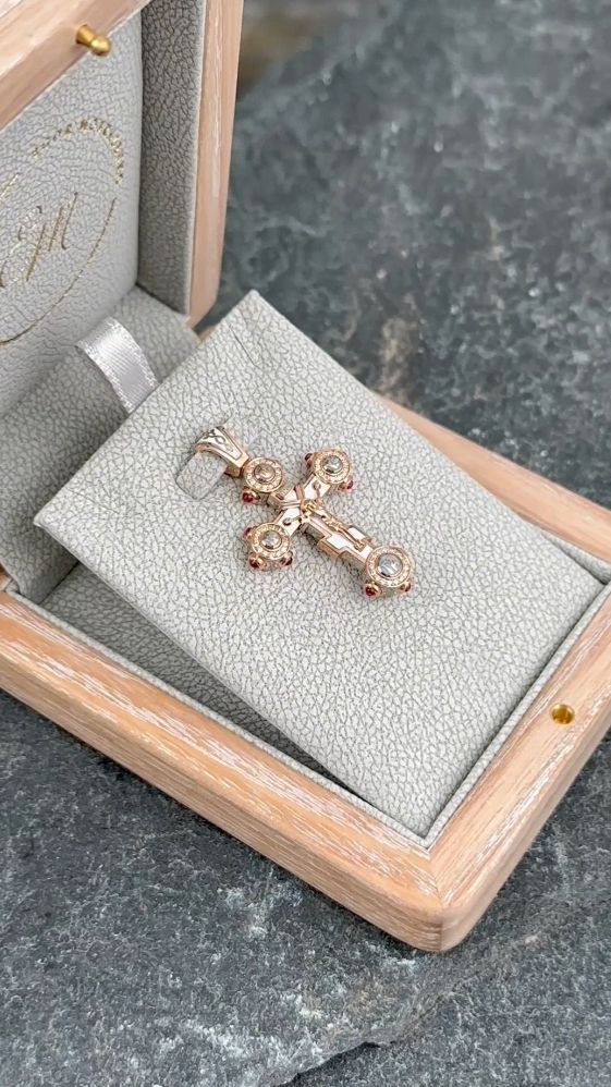 Русский нательный крест из розового золота
