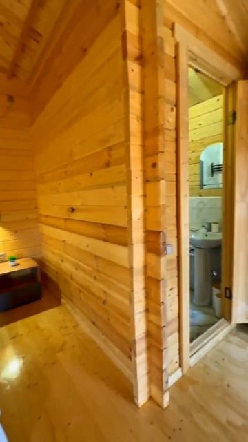 Комплекс у озера "МИРА"