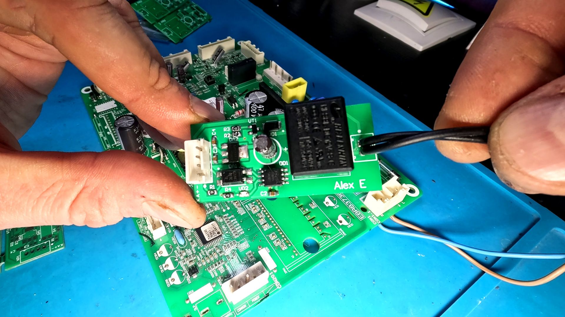 Делаю обманку холодильника LG с помощью ChatGPT. Весь процесс от А до Я