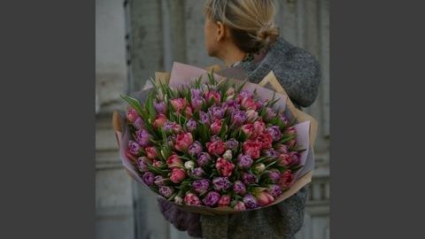 99 тюльпанов. Особенности работы