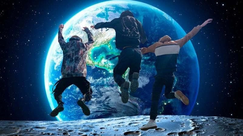 Судьбы своей наметили шаги. Стиль музыки "marichi", подходит для дороги за рулём и прогулки.