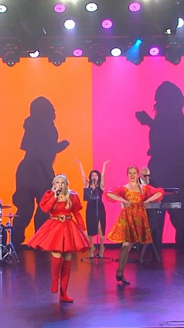 Идеальный саундтрек для ваших тёплых дней!