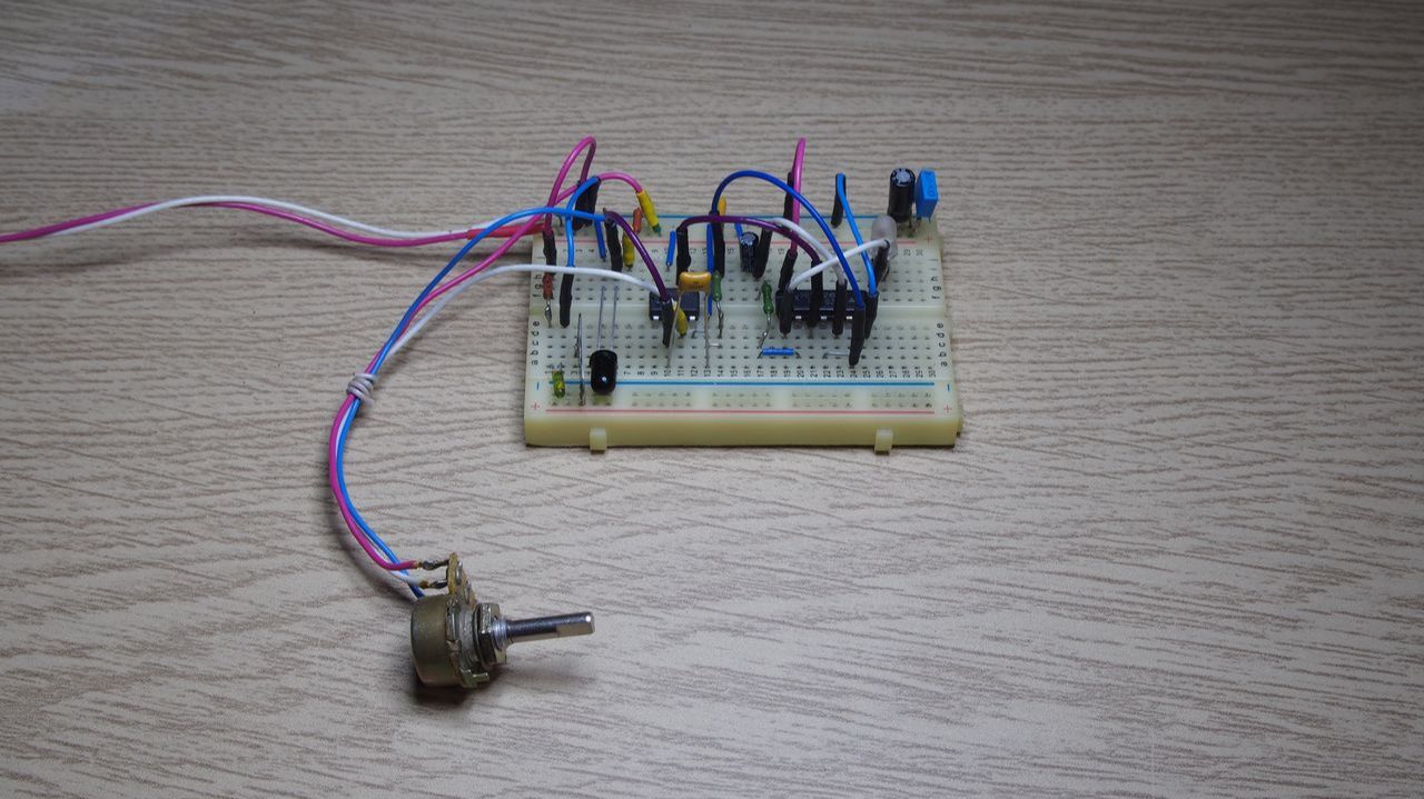 Бесконтактный оптический выключатель.