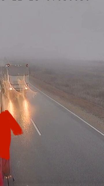 Остановился на скользкой и результат #ДТП #авария #ПДД #БДД #дорога #соблюдайПДД