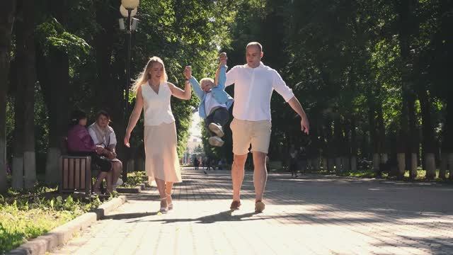 Гимн семьи