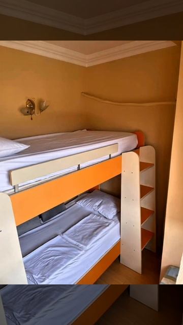 "Мезонет" двухэтажная квартира в центре Сухума