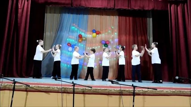 Ансамбль ложкарей Ладушки - Яблочко