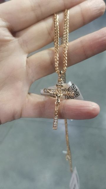 Цепочка с крестиком