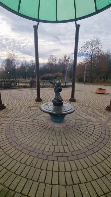 Жанровая скульптура Ангел в парке им. Грековой в Минске 🇧🇾