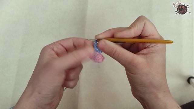 Лепестки крючком из кукурузных столбиков