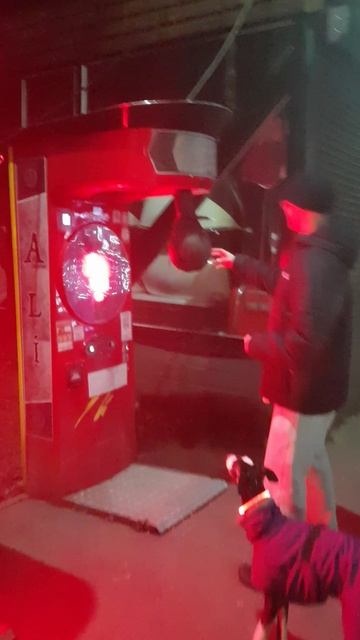 Первый раз поиграл в Ali boxer. Набрал 4500 очков :)