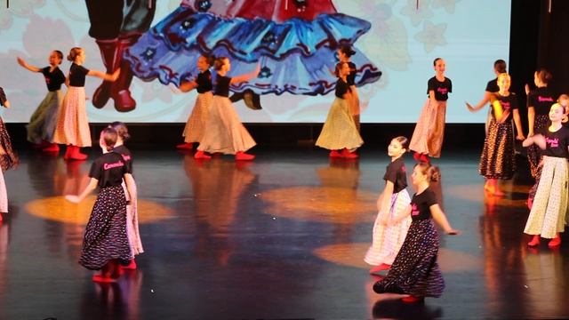 Кадриль 2.0 HD. Огоньки. Отчетный класс-концерт, посвященный "Дню Матери" 2025. Таганрог ГДК