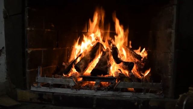 Звук костра камина и музыки для сна - Классическая музыка со звуками треска дров в камине, Костёр