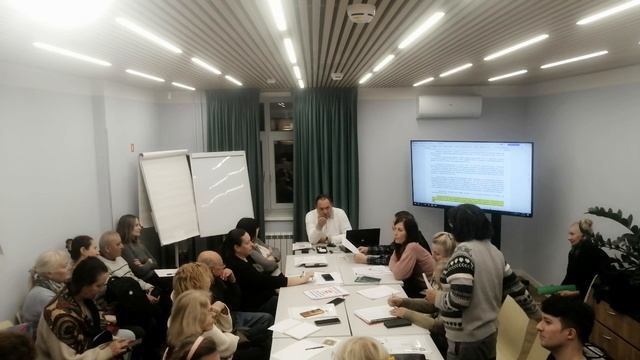 Ответы на вопросы 06 декабря 2025 отвечает Максим Шилов на встрече участников Прав союза 100 лица