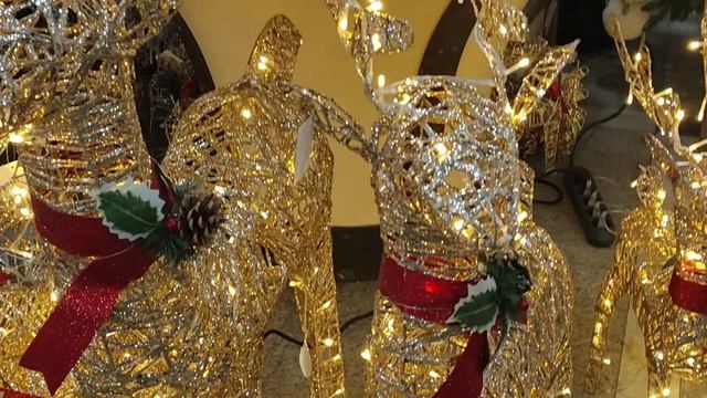 В поход по ярмаркам за новогодними идеями и подарками.