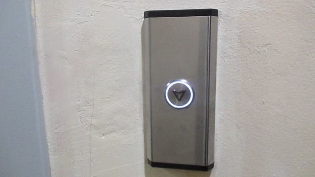 Лифты МЛМ пассажир. и ЩЛЗ музык. грузопасс. @ г. Москва, ул. Новомарьинская, д. 12/12к1-4 (2582)