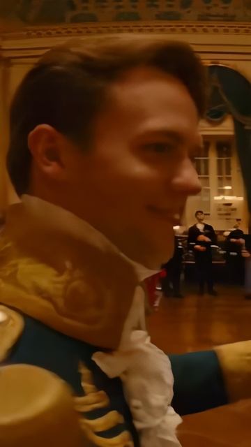 Рождественский бал в Российской Империи! 🎄✨ Один дубль, один волшебный момент