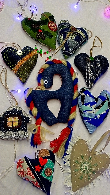 Лошадка - символ Нового года ❄️ Текстильные ёлочные игрушки-сердечки #shorts #пэчворк