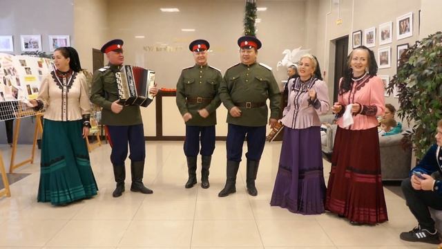 "Ой, с Дону, с Дону" Народный коллектив ансамбль казачьей песни "Донцы"