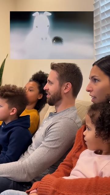 Реакция США на мульты СССР 😲 "Ну, погоди!" vs "Ёжик в тумане"