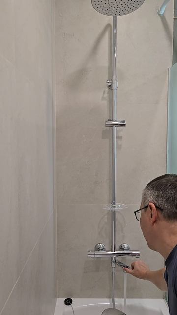 Душевая стойка