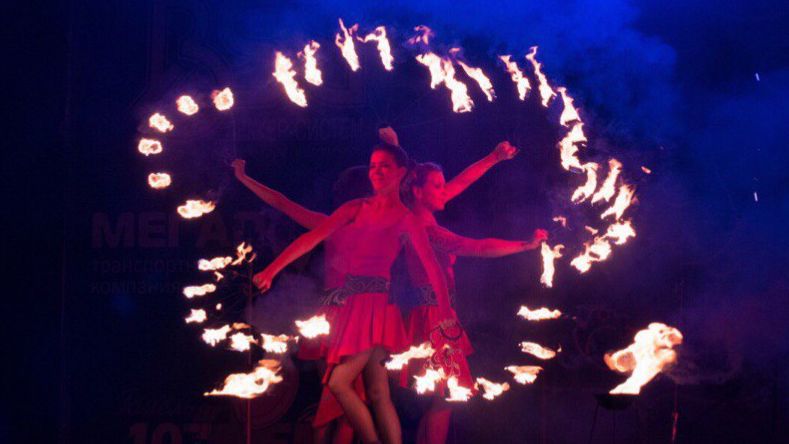 Огненное шоу "RED" без пиротехники