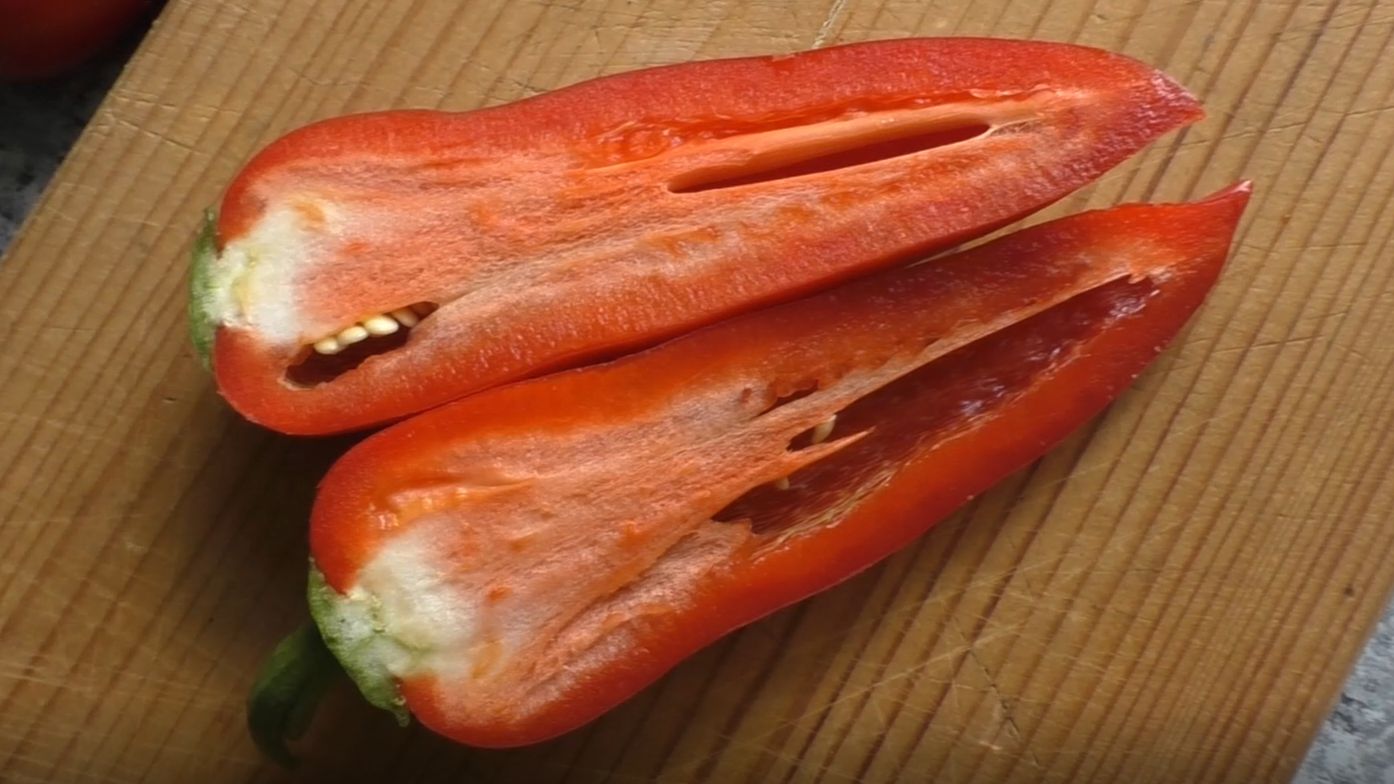 Перец МОРОЗКО в разрезе