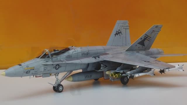 F18 hornet - "от начала до финала"