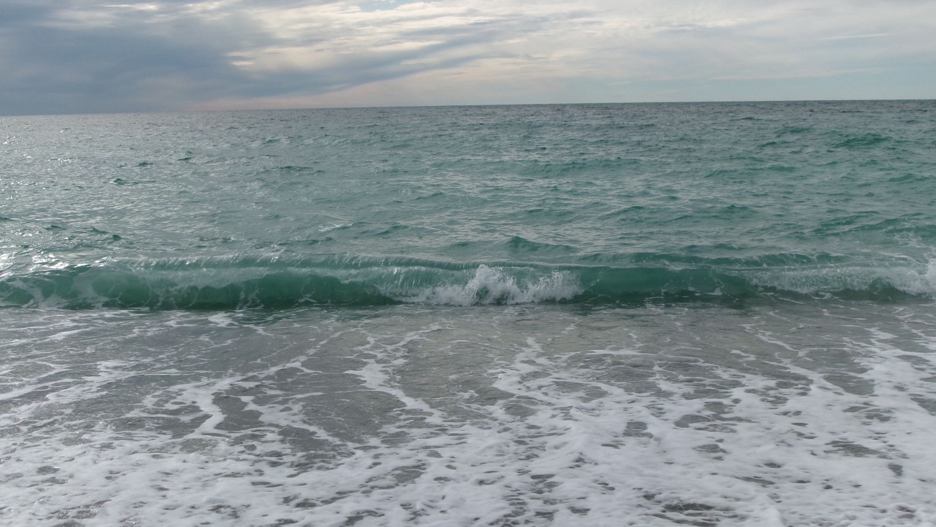 Абхазия город Гагра.  Отдыхаем на море. Шум моря.   Катер.