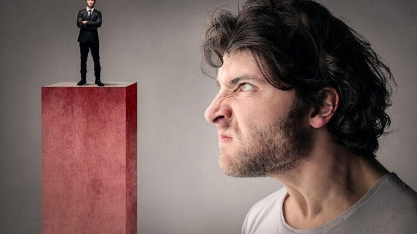 ЗАВИСТЬ-СМЕРТНЫЙ ГРЕХ.ТОЧНО В ЦЕЛЬ ГУСЕВ