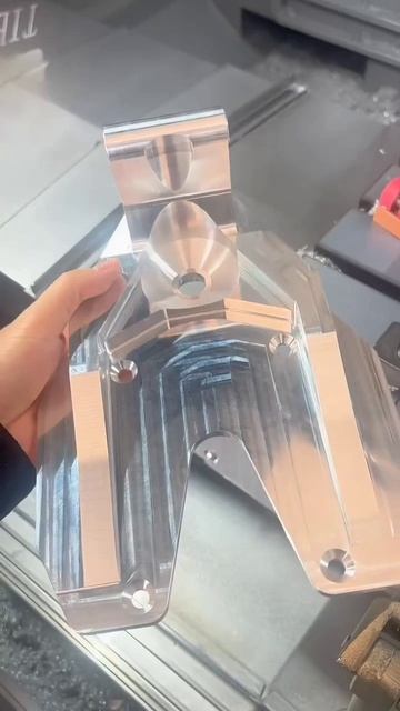 Было-стало. Фрезеровка алюминия. Обработка детали на ЧПУ. Крепежная платформа для датчиков.