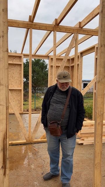 Сперва конструктив, потом украшения. Строим надежный, теплый, хороший дом #каркасник #стройка #дом