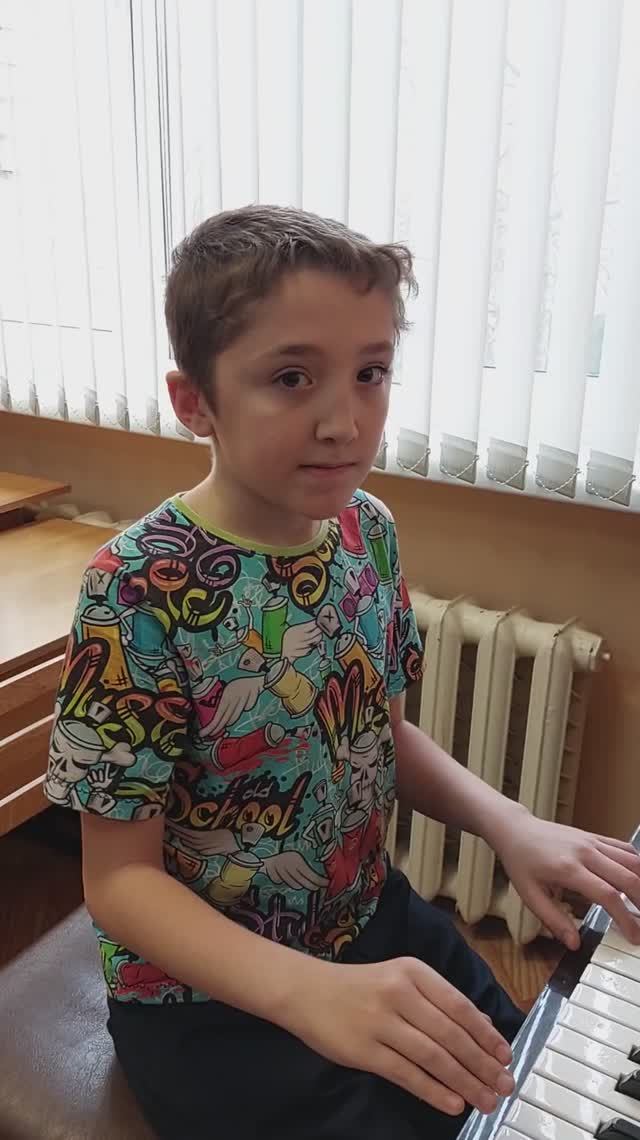 Сольф. №4 из сб.Калм. и Фр. Рудяк Ярослав 1кл.