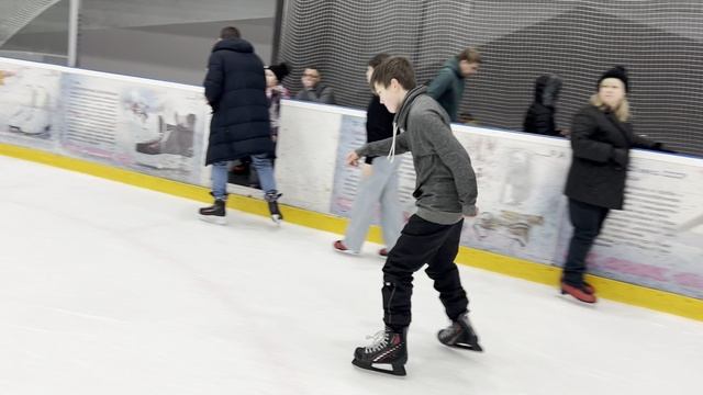 2025 Январь коньки