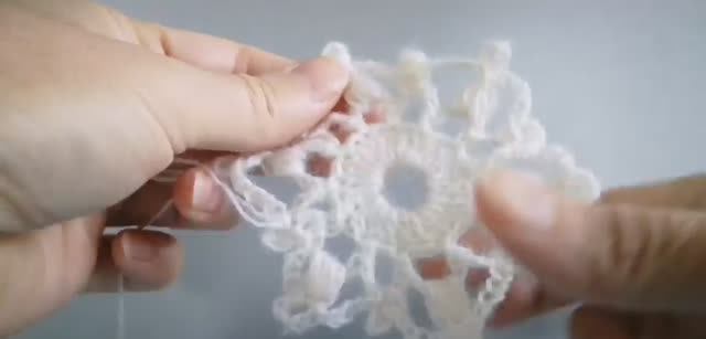 Снежинка крючком