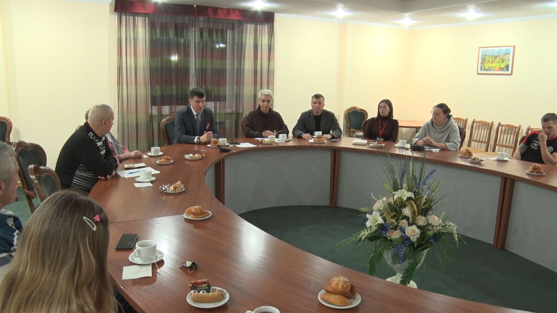 Круглый стол главы с участниками спецоперации. ТК «Первый Советский»