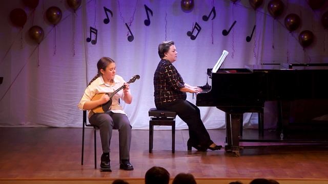 10 Е. Дербенко «Румба», исп. Ипатова Анна, преп. Зайко Л.М., конц. Чупина З.В.