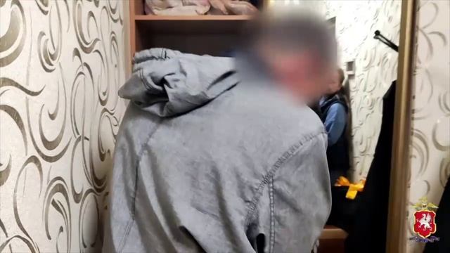 Курьер онлайн-наркомаркета, получивший почти 1 кг «синтетики», задержан полицией Севастополя