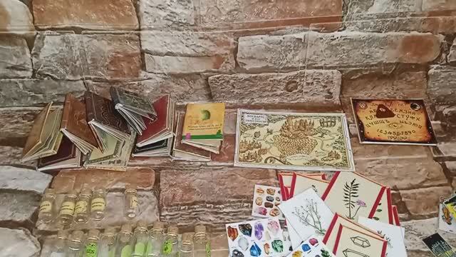 Обзор на книги заклинаний и аксессуары-10 книг,карты таро,постеры,этикетки для зелий,доска Уиджи