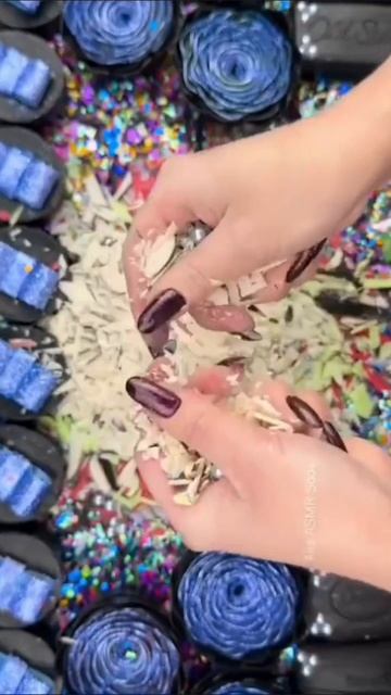 (◕‿◕✿)(◡‿◡✿)