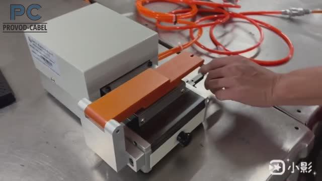 AR-110 Установка резки выводов компонентов