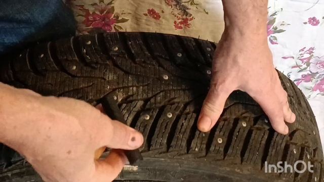 Как отремонтировать бескамерную шину, в первый раз.mp4