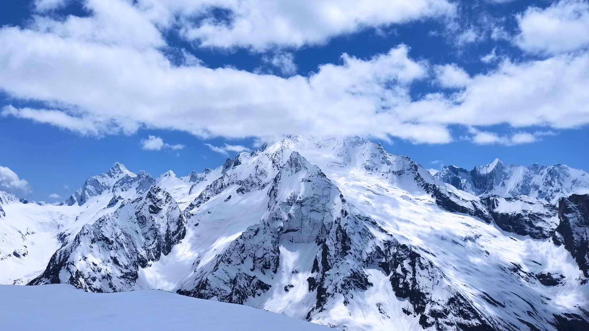 К вершинам Домбая