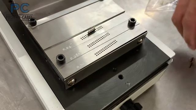 AR-110 Установка резки выводов компонентов