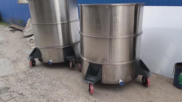 Дежи на 1000 литров и 1200 литров На Колёсах Подкатные