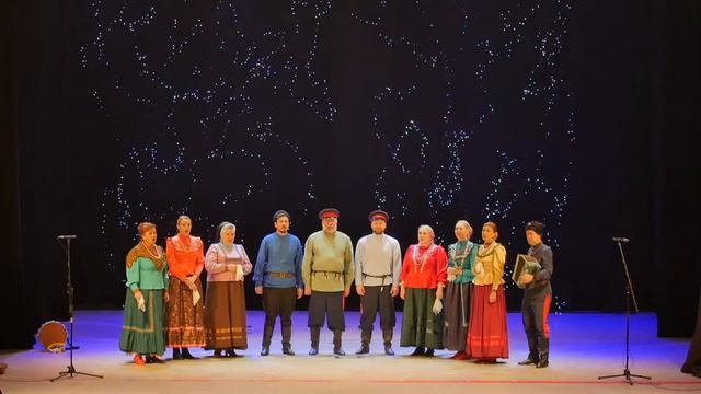 За лесом солнце отсияло