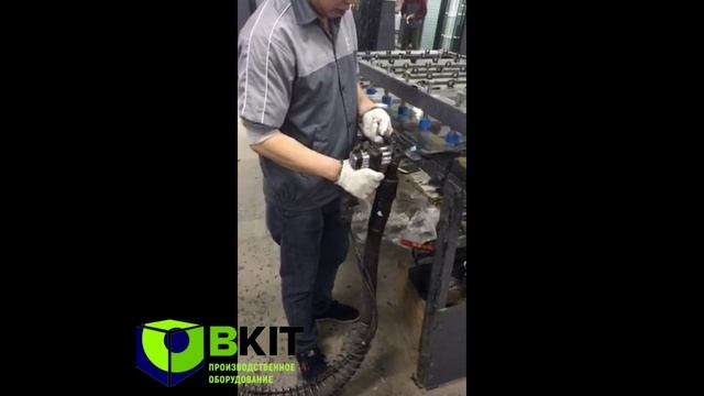 Двухкомпонентный экструдер для герметизации стеклопакета GS06