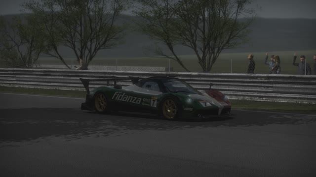 Need for Speed Shift Pagani Zonda R против Bugati Veyron. В дуэли мне никто не соперник.